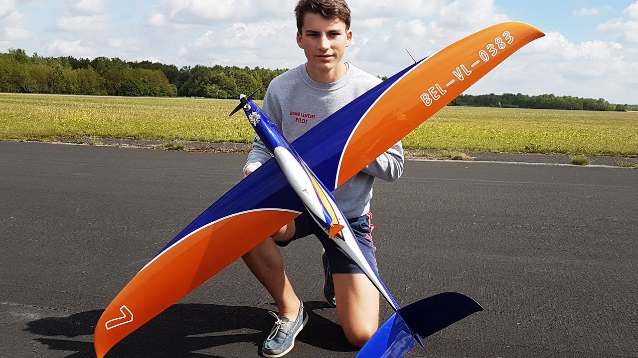F3D Pylon Racing Training New Voodoo - YouTube