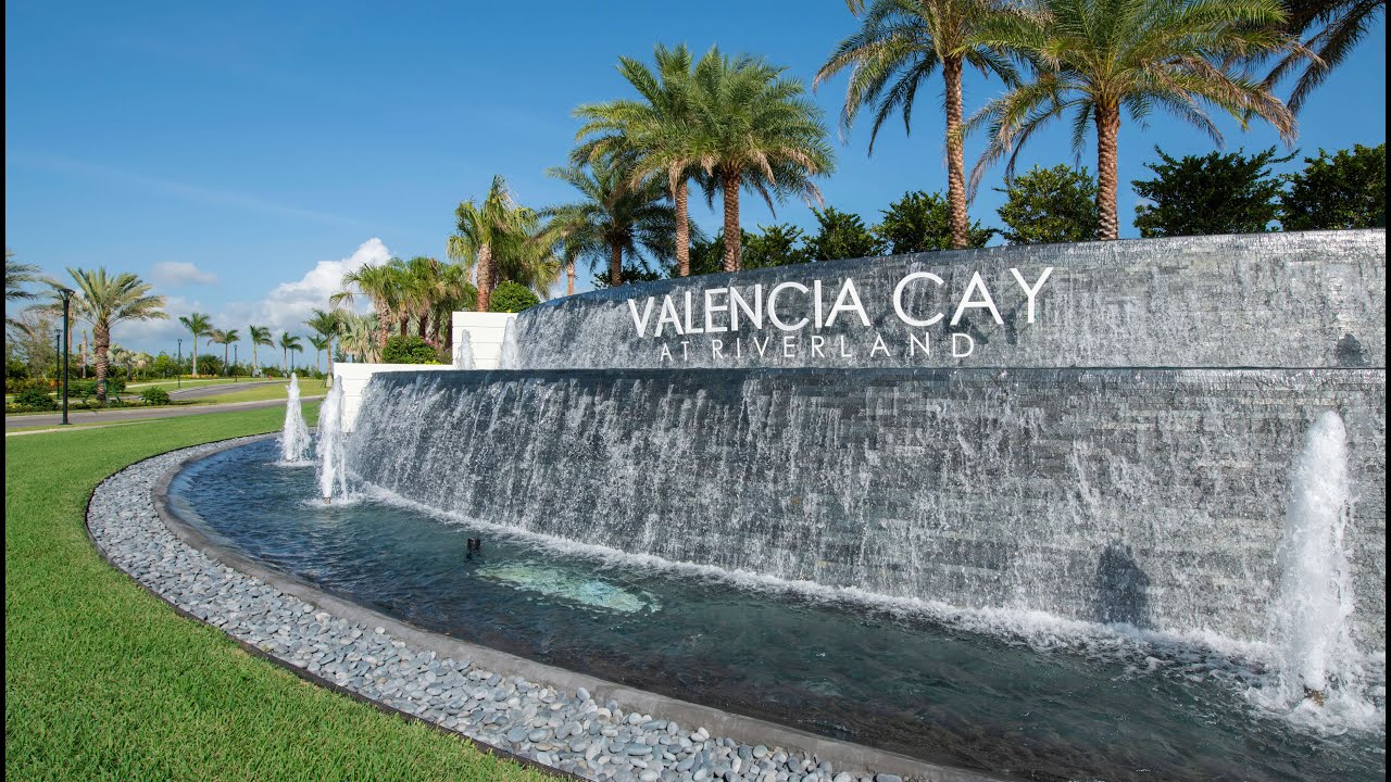 The Community Entrance at Valencia Cay at Riverland in Port St. Lucie ...