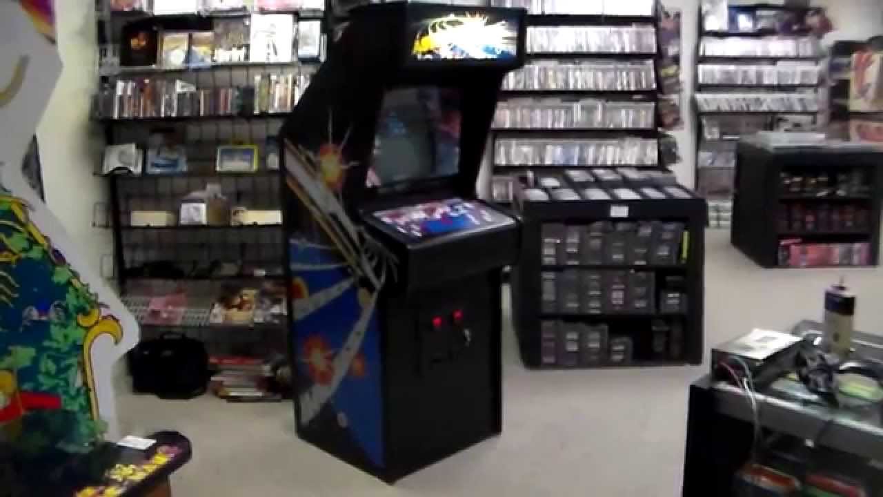 Atari's famous 1979 Asteroids Arcade Cabinet ! The Original Coin ...