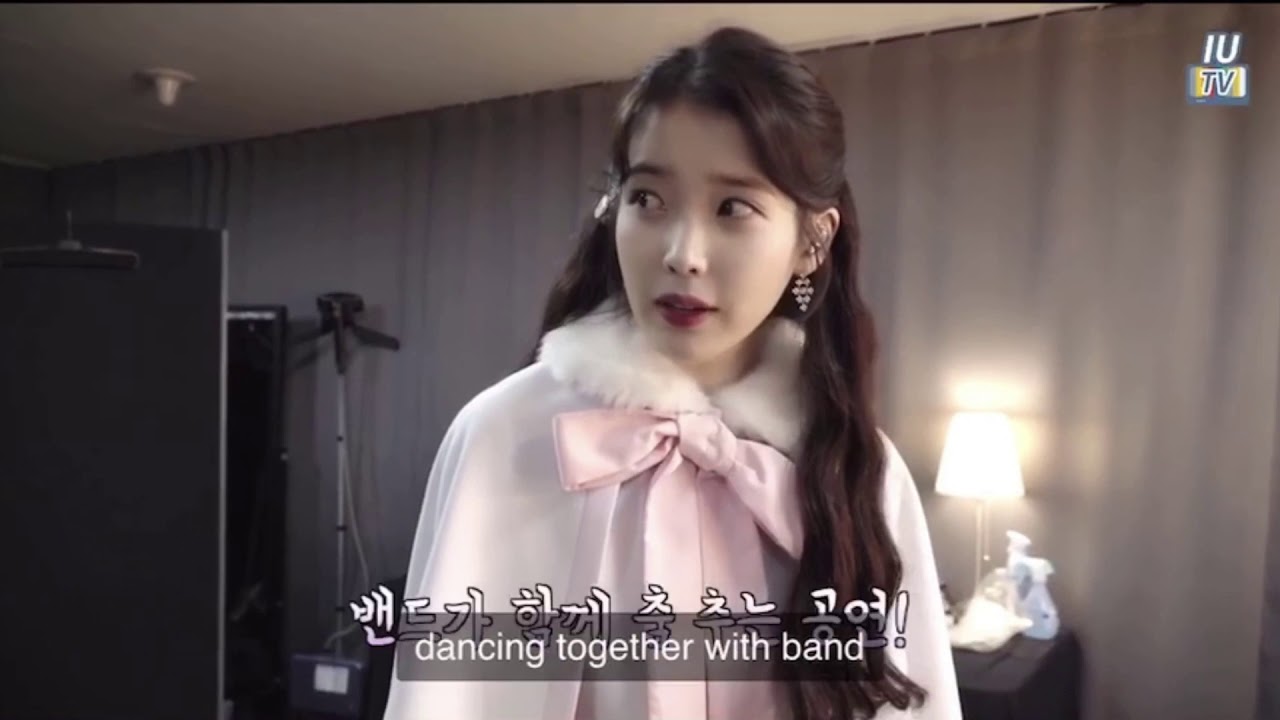 IU’s dancing band and bodyguards - YouTube