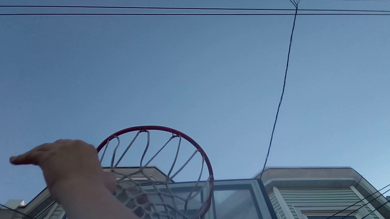 Me shootin buckets with my phone on the ladder! - YouTube