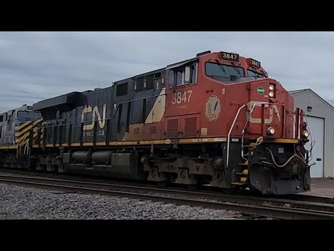 CN 3847 slow northbound manifest train in Ladysmith wi 8/13/23 - YouTube