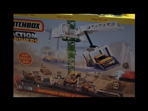 action driver construction set pt1 #toys #matchbox - YouTube