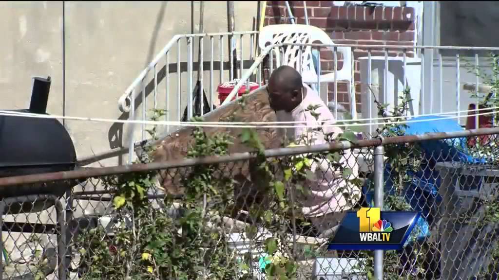 Raw sewage fills basements - YouTube