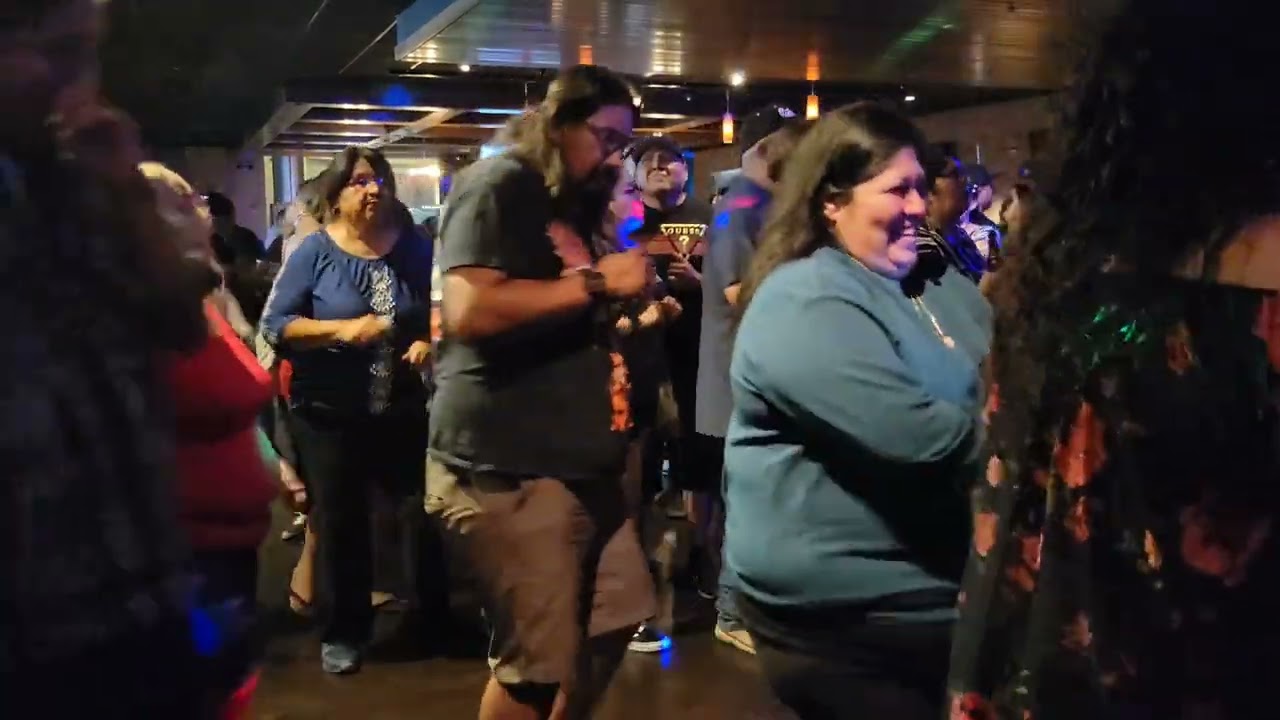 P-Dub 🎶💃🏽🕺🏽 The Luxe Lounge, Maricopa Az. 932022 - YouTube