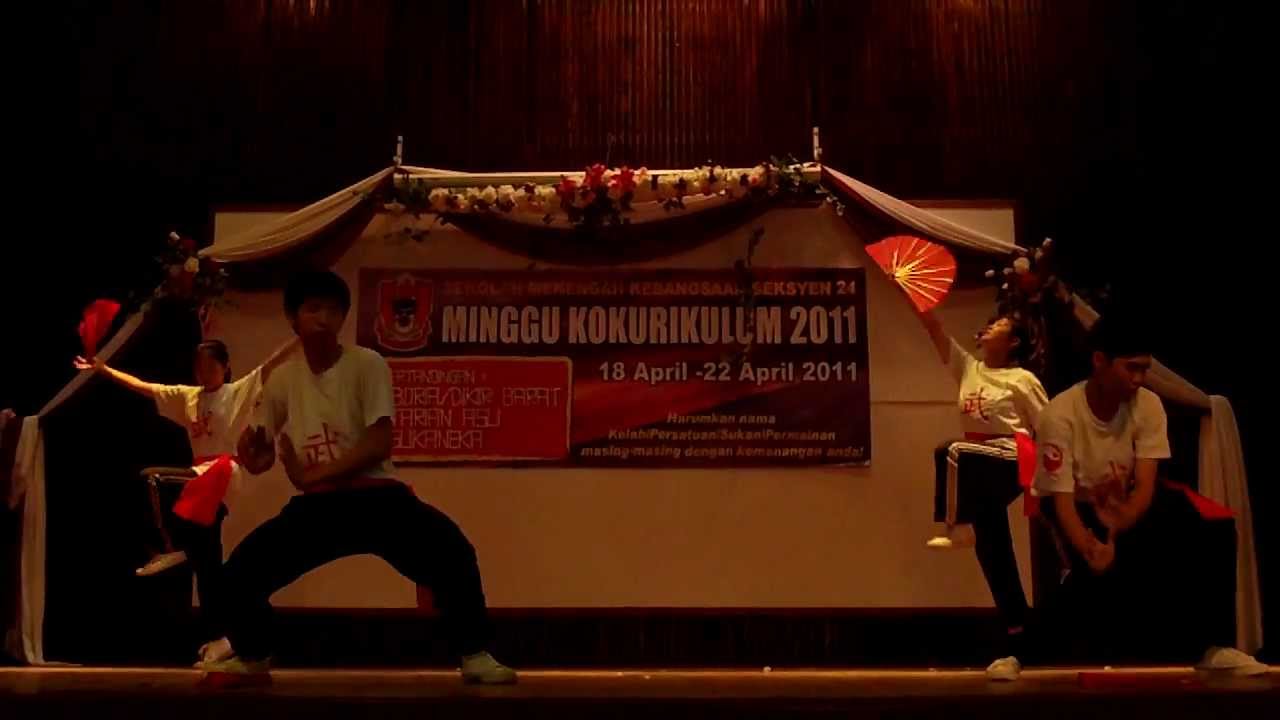 Kung Fu Fan Dance (功夫扇舞) - YouTube