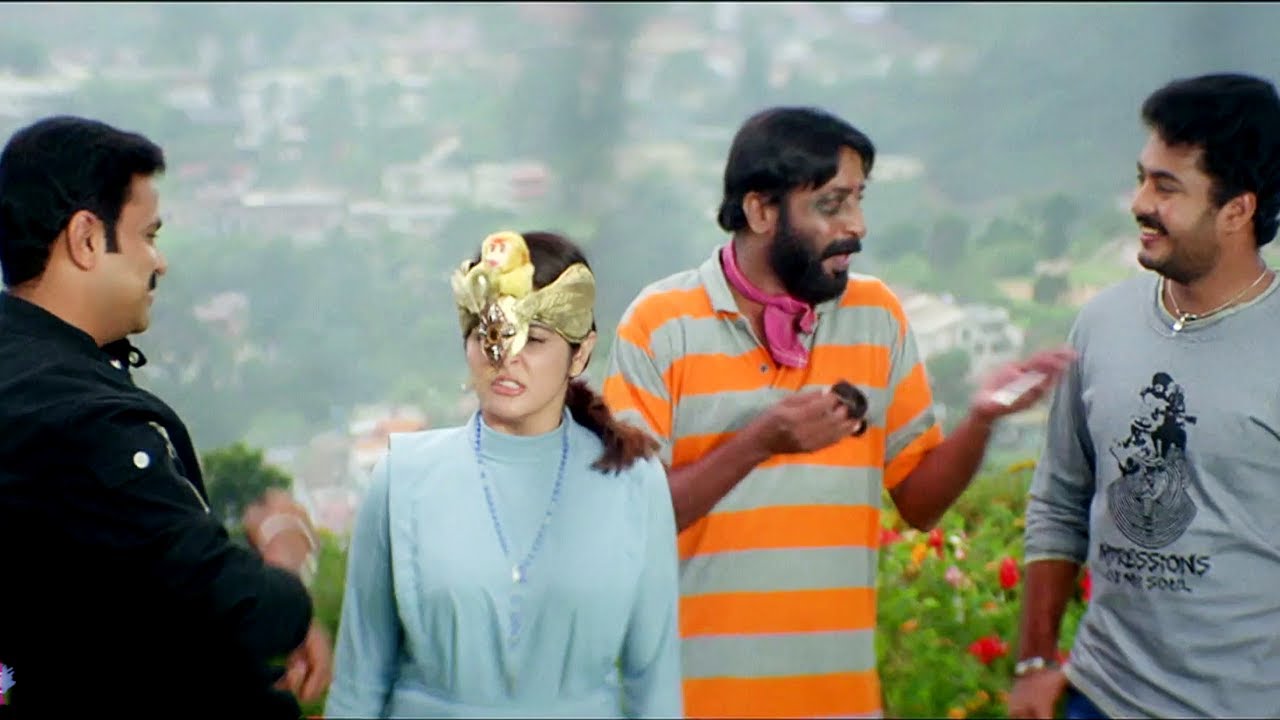 പാമ്പിന് ചെങ്കീരിയേ ചേരൂ ഇങ്ങനെയൊരു അവതാരം ഇവിടെ അത്യാവശ്യമായിരുന്നൂ ...