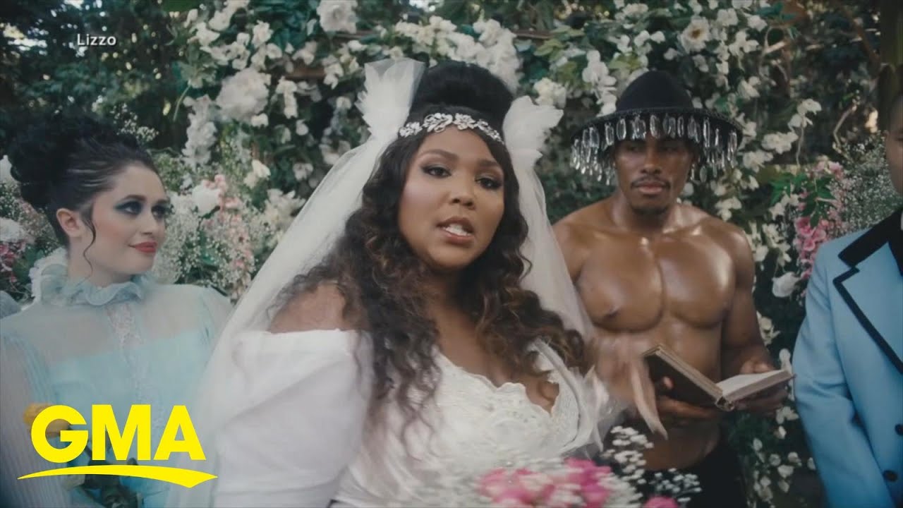 Lizzo signs first-look TV deal with Amazon | GMA - YouTube