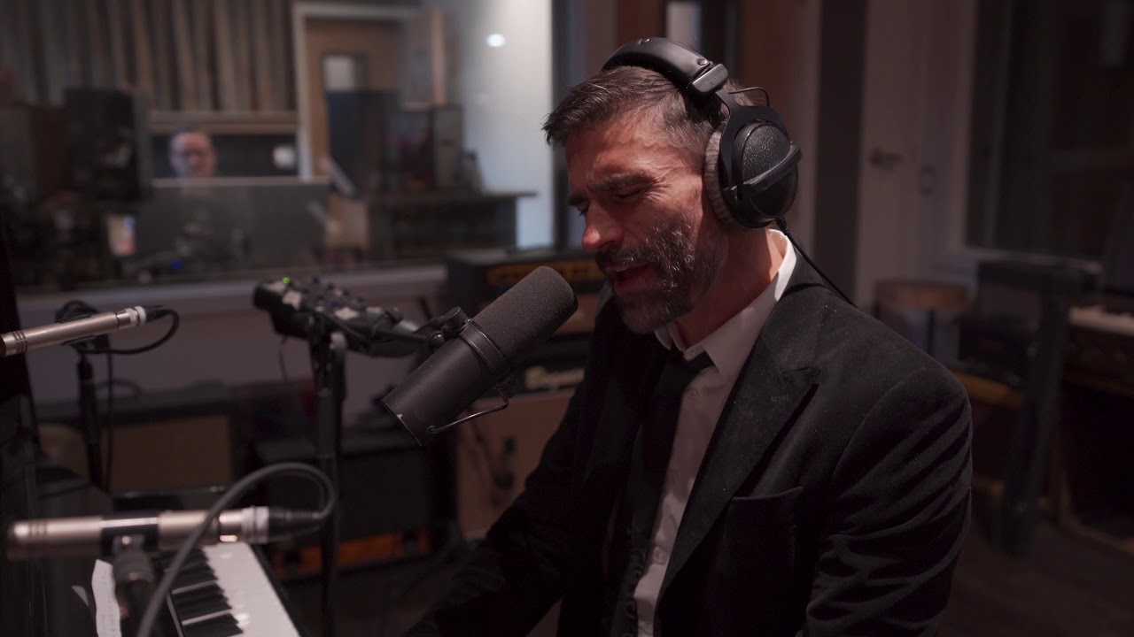 Mike Janzen Trio - Hush - YouTube