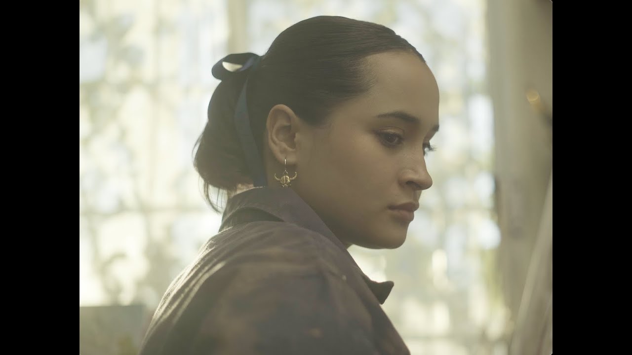 Damaris Bojor - No Es Normal (Video Oficial) - YouTube Music