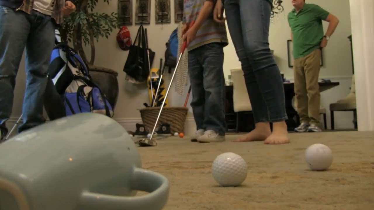 Kathryn Newton Feet/Soles Scene - YouTube