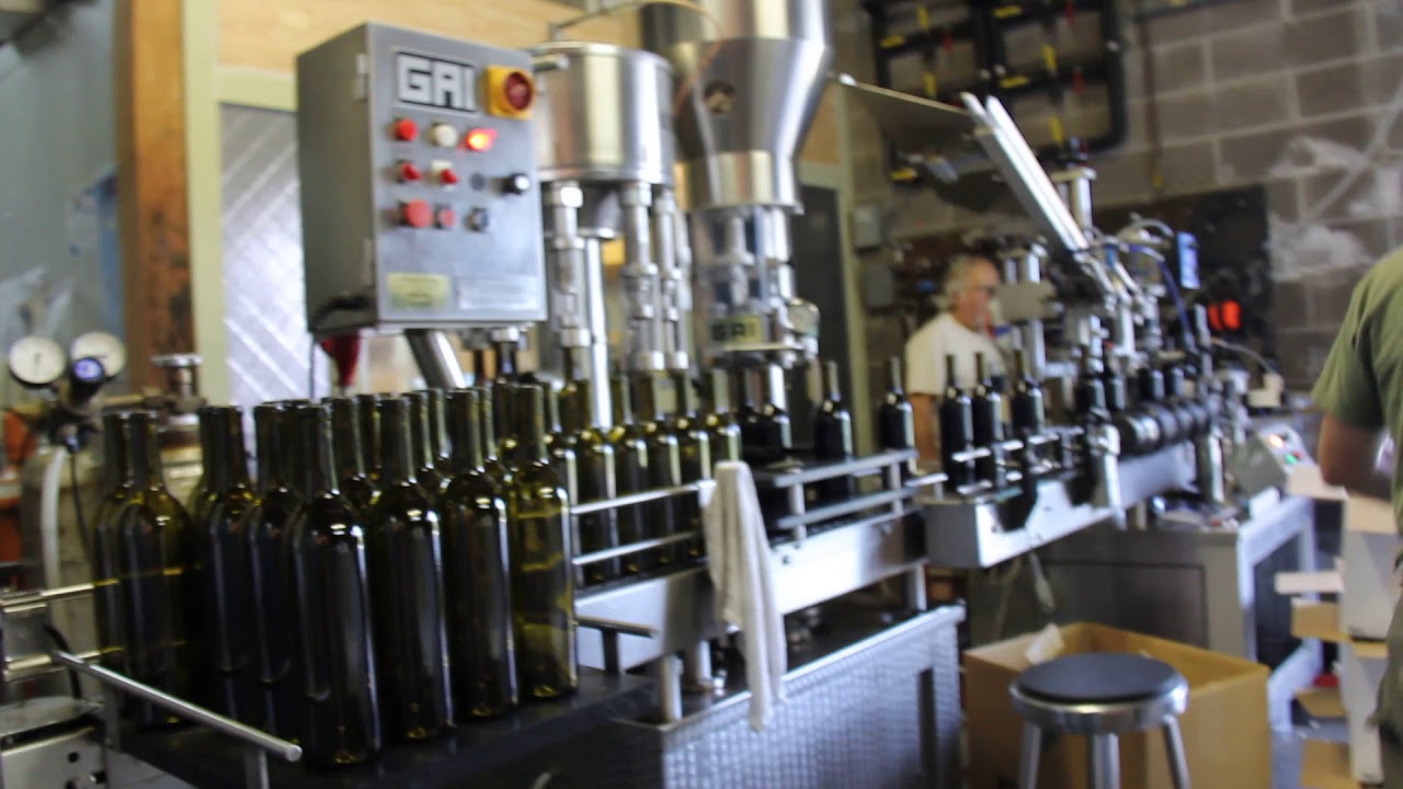 Phil and Friends Bottling WaterMark Wine - YouTube
