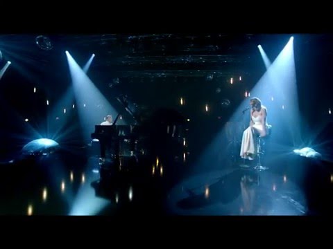 2012 FİLLİ BOYA REKLAMLARI TÜLİN ŞAHİN