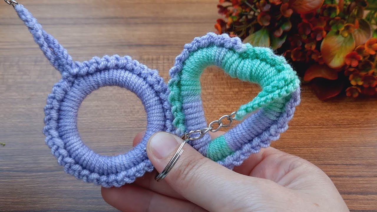️How to crochet very easy and nice keychain - YouTube