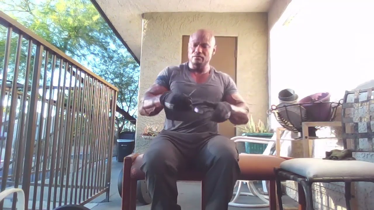 PRISON WORKOUT - YouTube