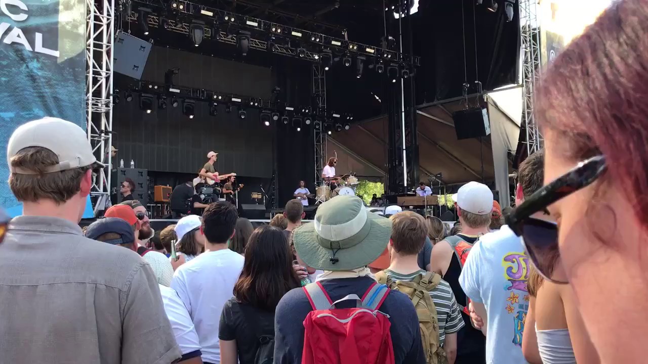 Magnet (NRBQ) by Whitney @ ACL Festival 2017 on 10/8/17 - YouTube