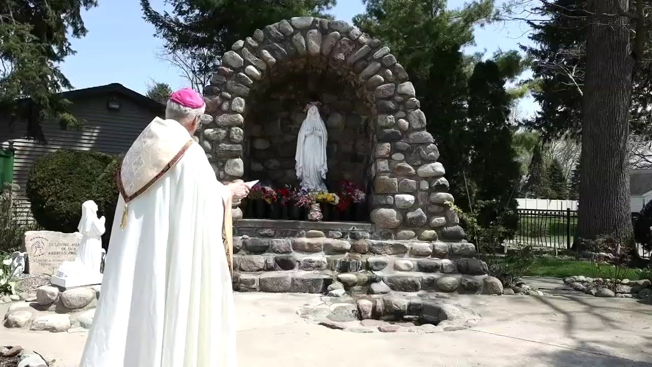 Live: 24-Hours-with-Mary: The May Crowning with Bishop Boyea - YouTube