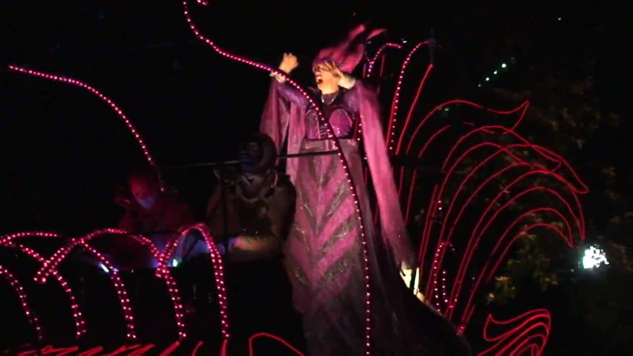 Glow In The Park Parade Part 1 - Six Flags St Louis, 2009 - YouTube