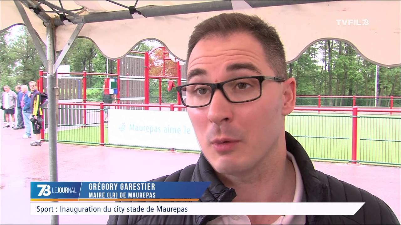 Sport : inauguration du City stade à Maurepas - YouTube