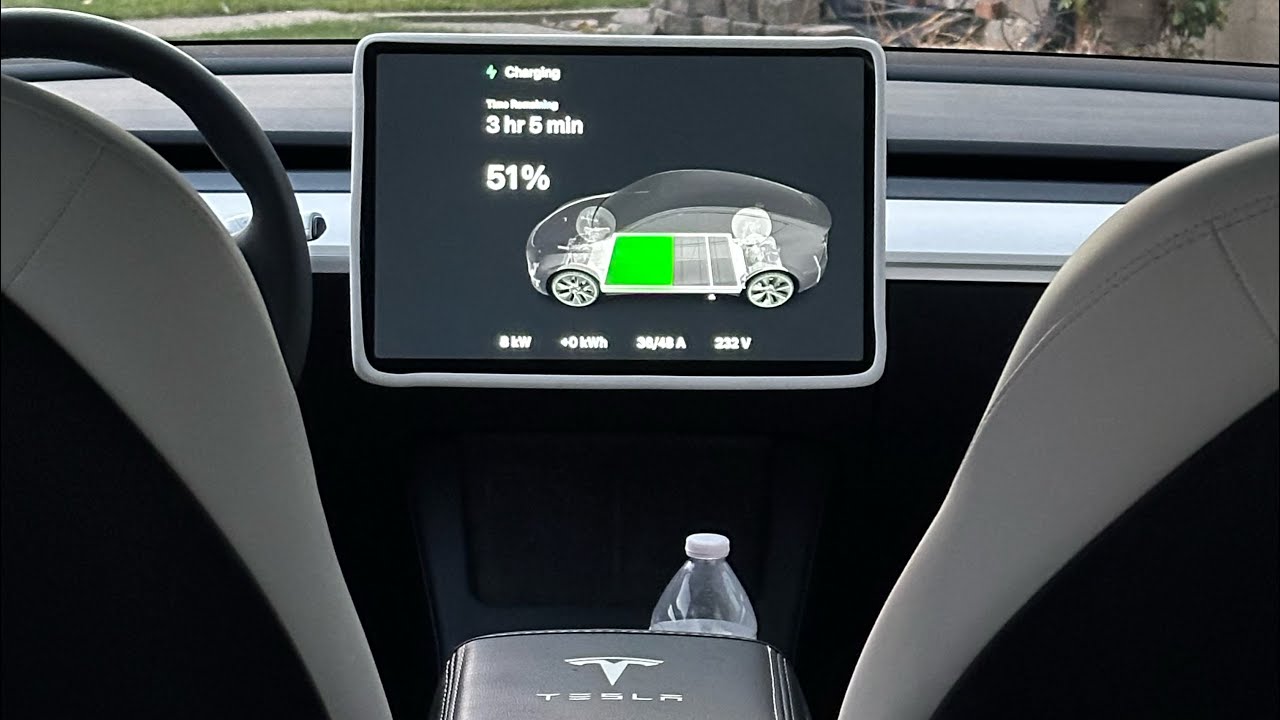 Tesla Model Y Full Self Driving testing Milwaukee WI in traffic on ...