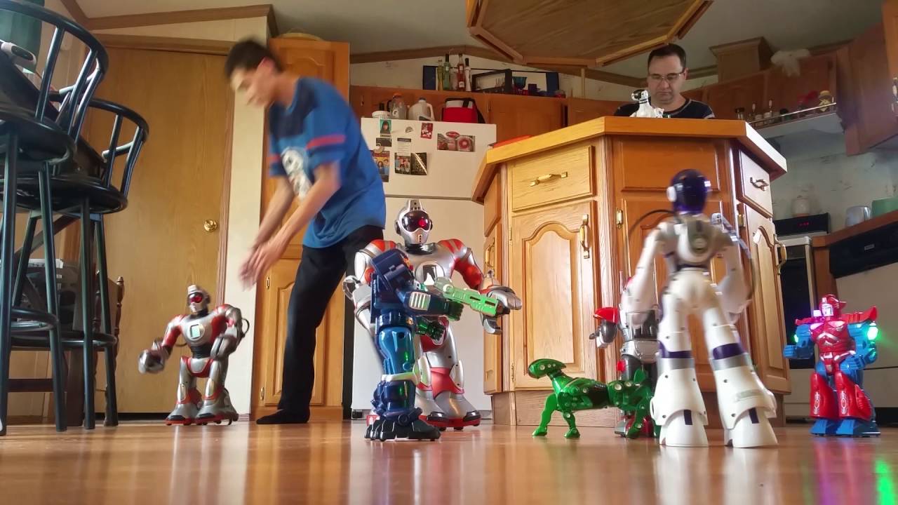 Robots roaming with zorua635 3 - YouTube