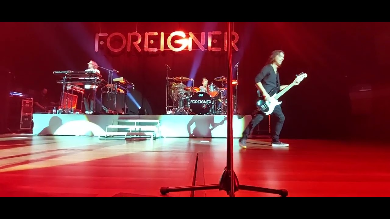 Foreigner- That was yesterday, Utrecht, 03-10-2022 - YouTube