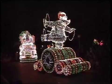 Main Street Electrical Parade, Disneyland Paris 2000 - YouTube