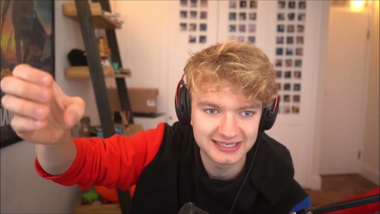 Tommyinnit Getting Recognized in America - YouTube