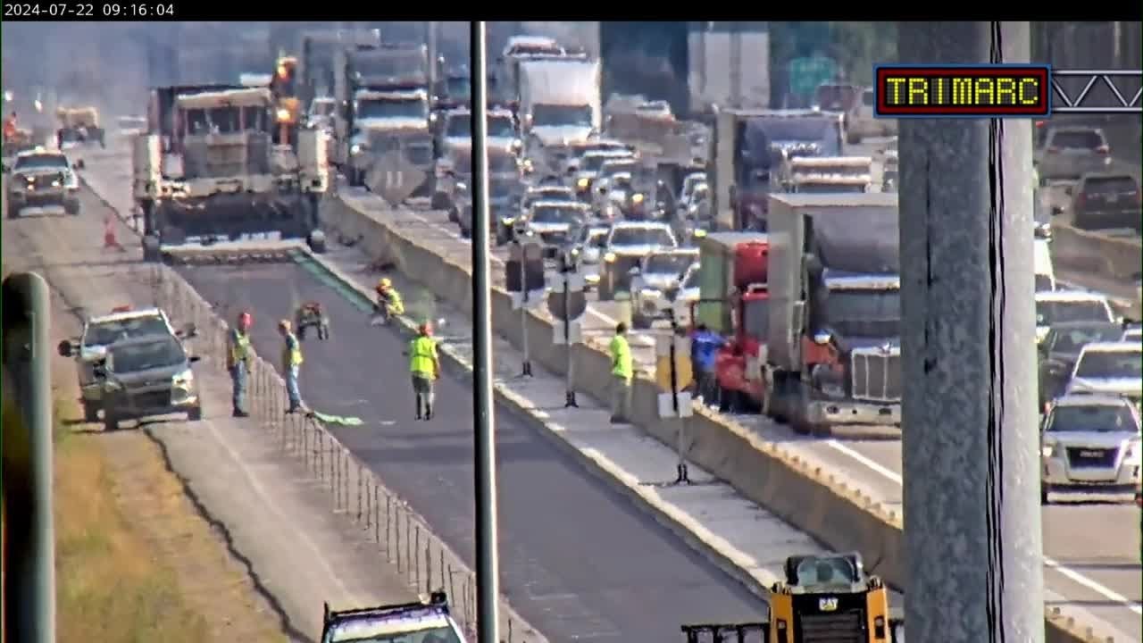 ramp-shut-down-from-watterson-expressway-onto-poplar-level-road-due-to