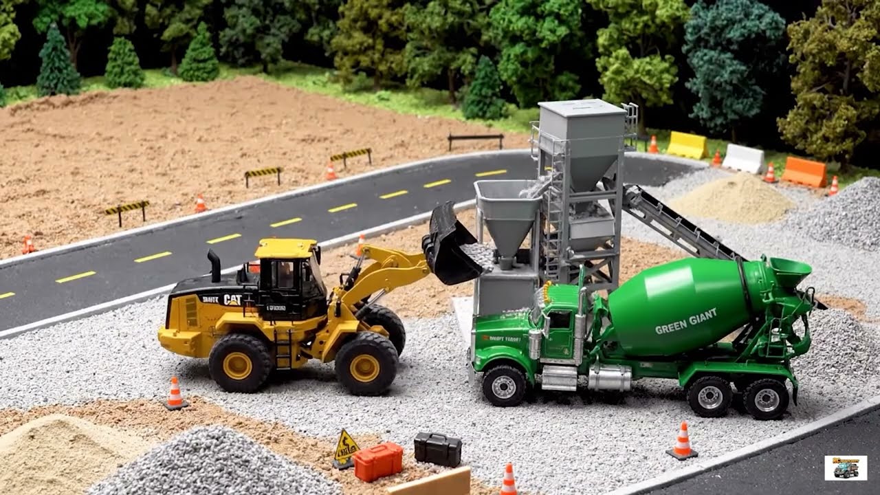 RC Miniature Construction Site - YouTube