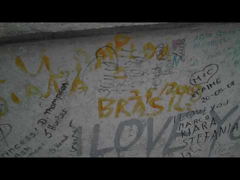 Paris: Princess Diana graffiti - YouTube
