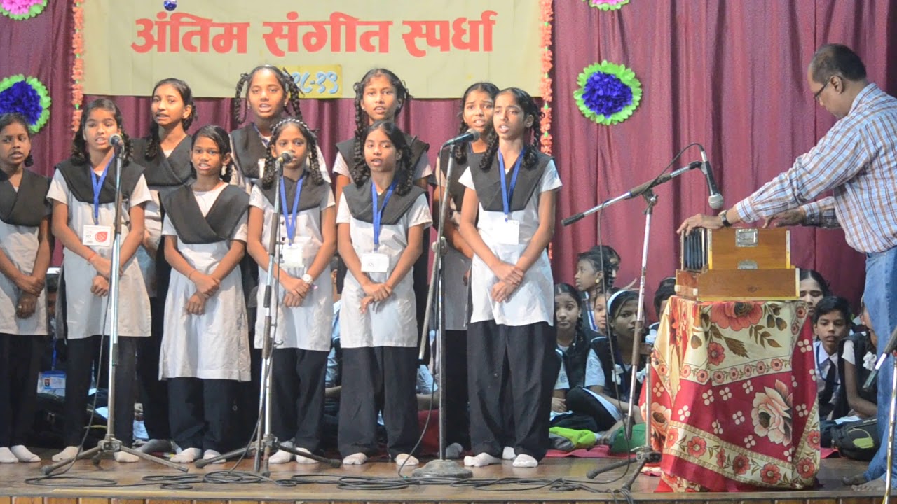 Unch Unch Tiranga Samuh Geet present by BMC Students - YouTube