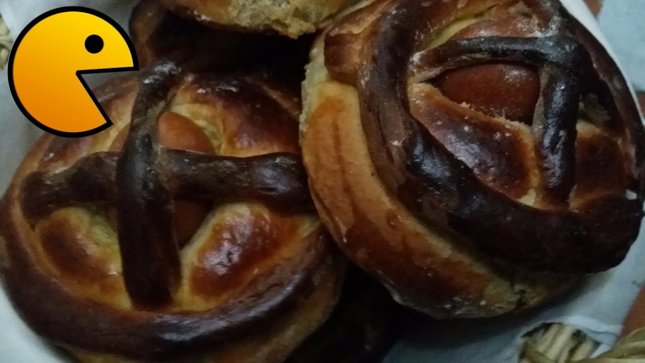 Easter Portuguese sweet bread "Folares" - YouTube