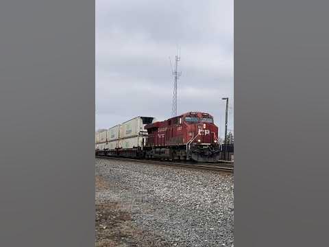 CP 9367 leading CSX I166 in Nappanee Indiana - YouTube
