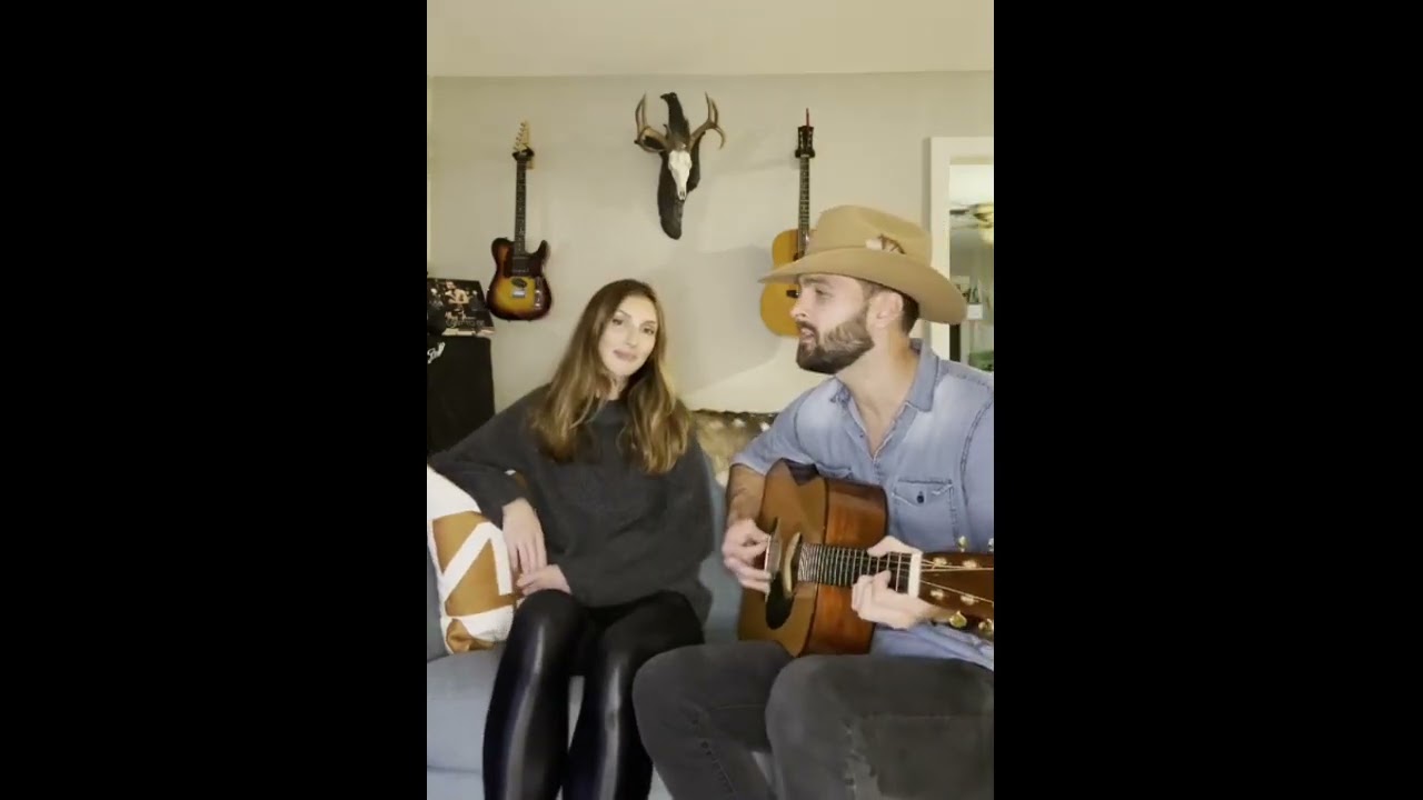 The Busking Hub [576] - Max & Brittany Flinn - YouTube