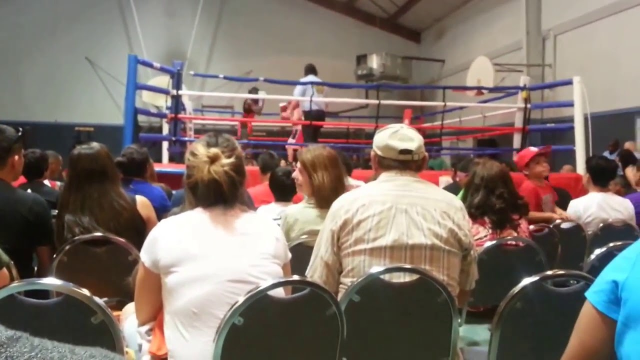 2 Joshua Edwards (blue) vs Edgar Ortega (red) Boxing - YouTube