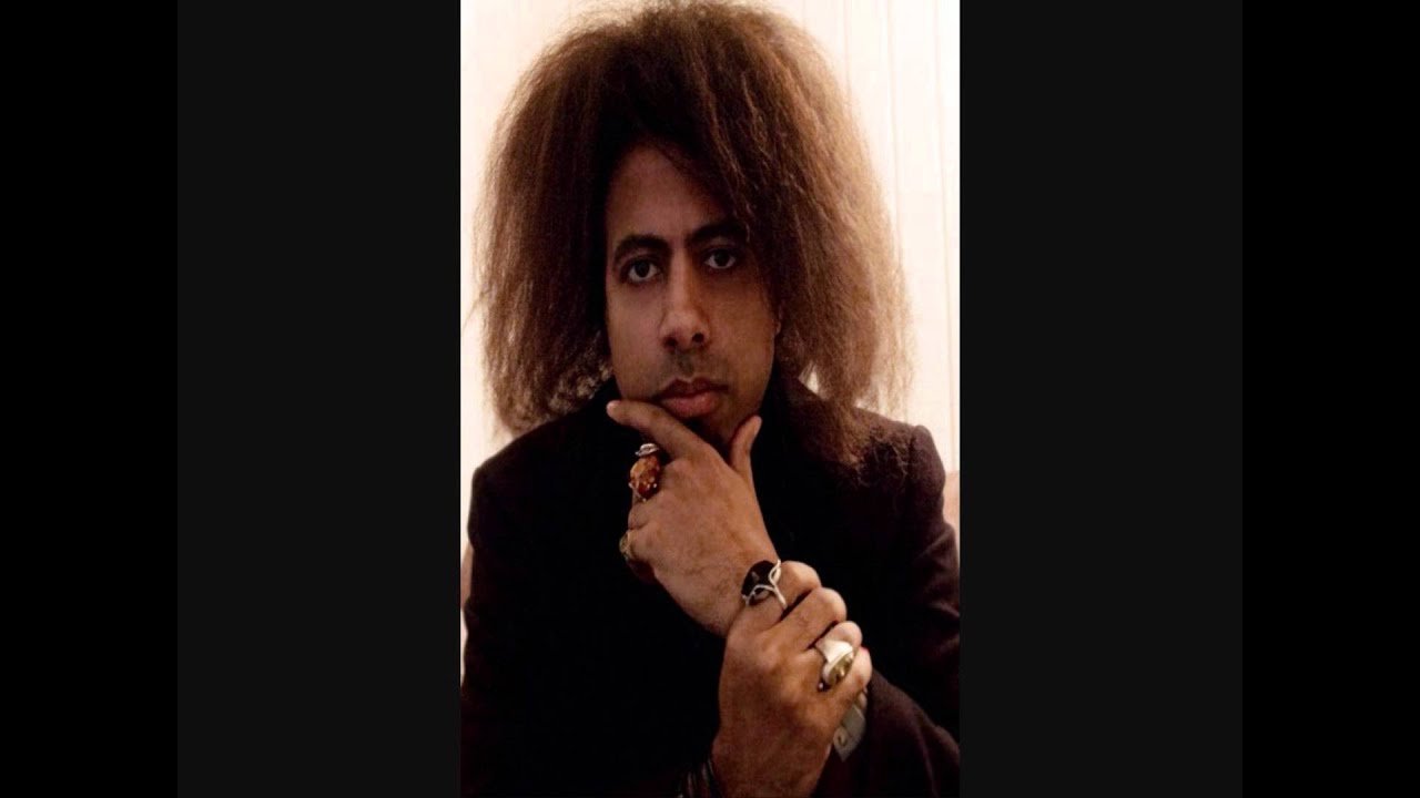 3 - Your Name - Simplified - Reggie Watts - YouTube