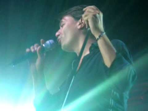 Ψιθυρος στη μοναξια Γιαννης Κοτσιρας - YouTube