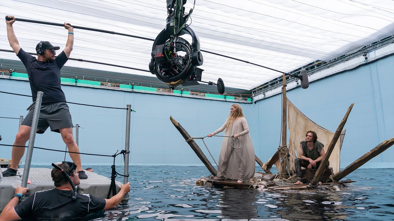 The Green Screen Rings of Power - YouTube