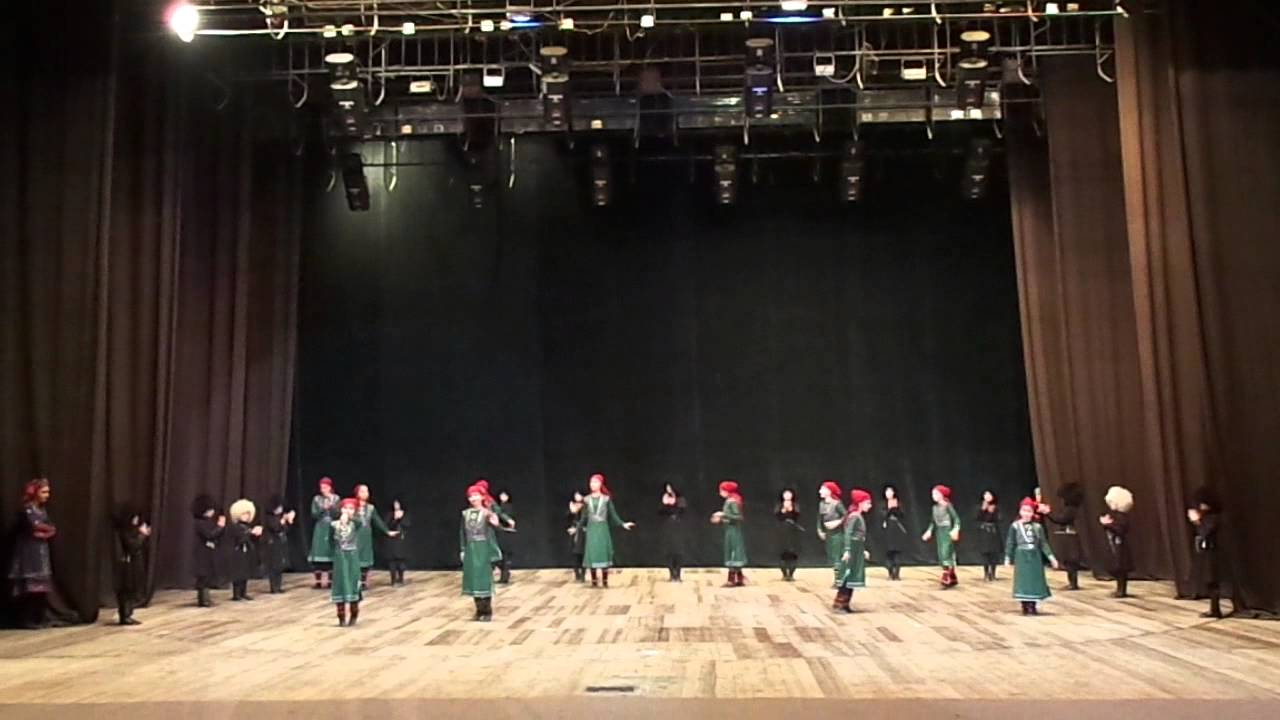 ansambli geni cekva mtiuluri - YouTube