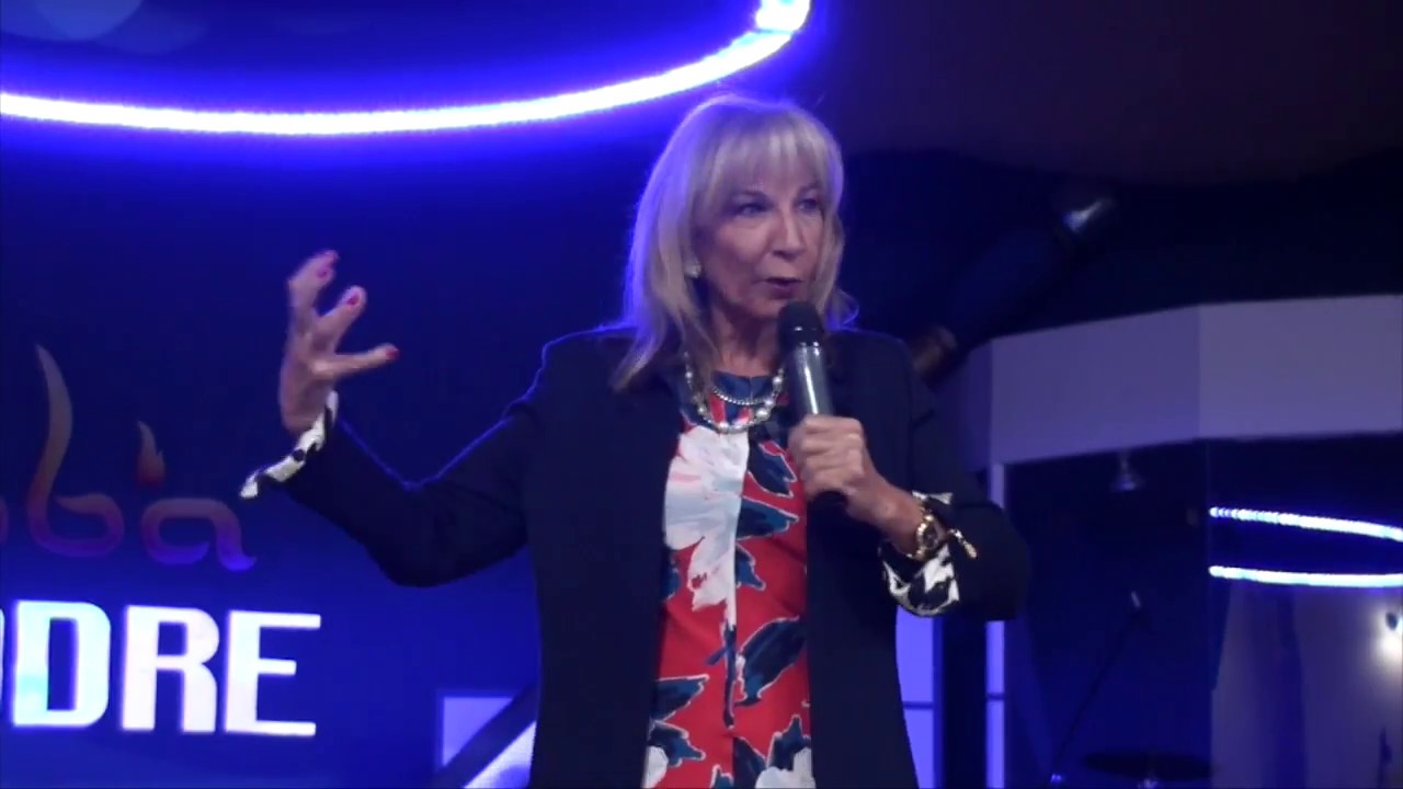 Viviendo Lo Profético | Ana Méndez Ferrell - YouTube