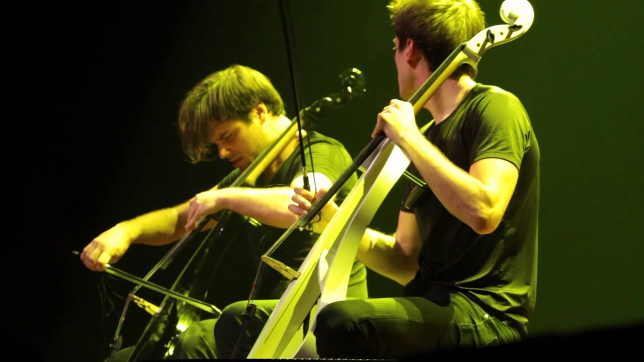2Cellos - Smooth Criminal / Welcome to the Jungle - YouTube