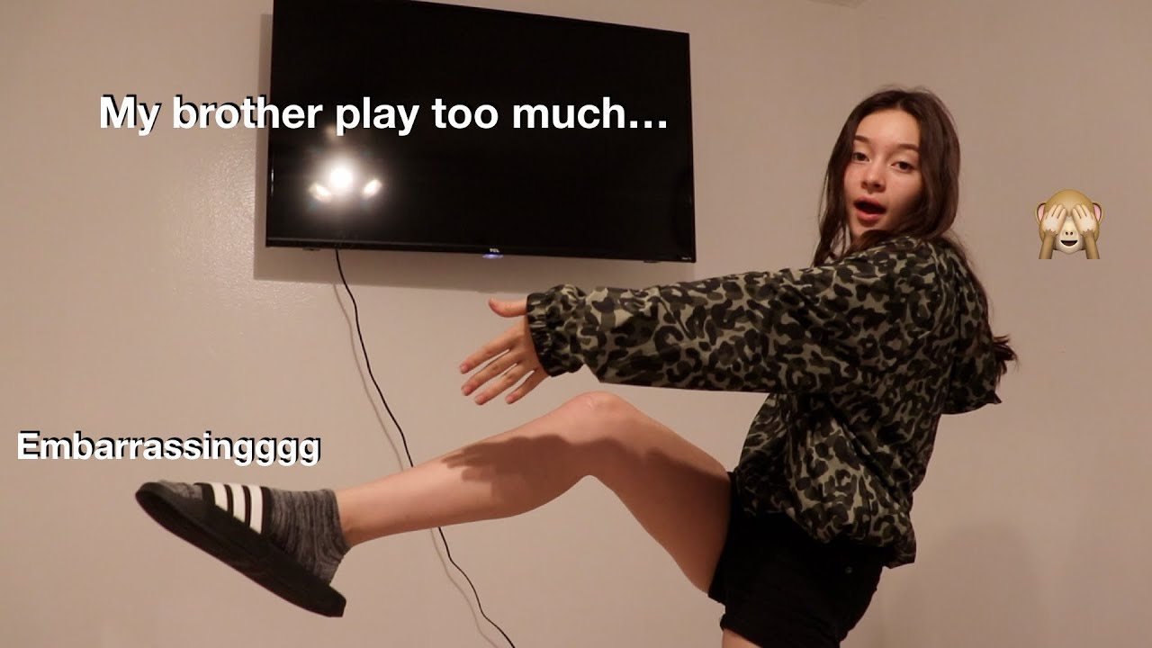 My Brother Picks My Outfits For A Week Youtube