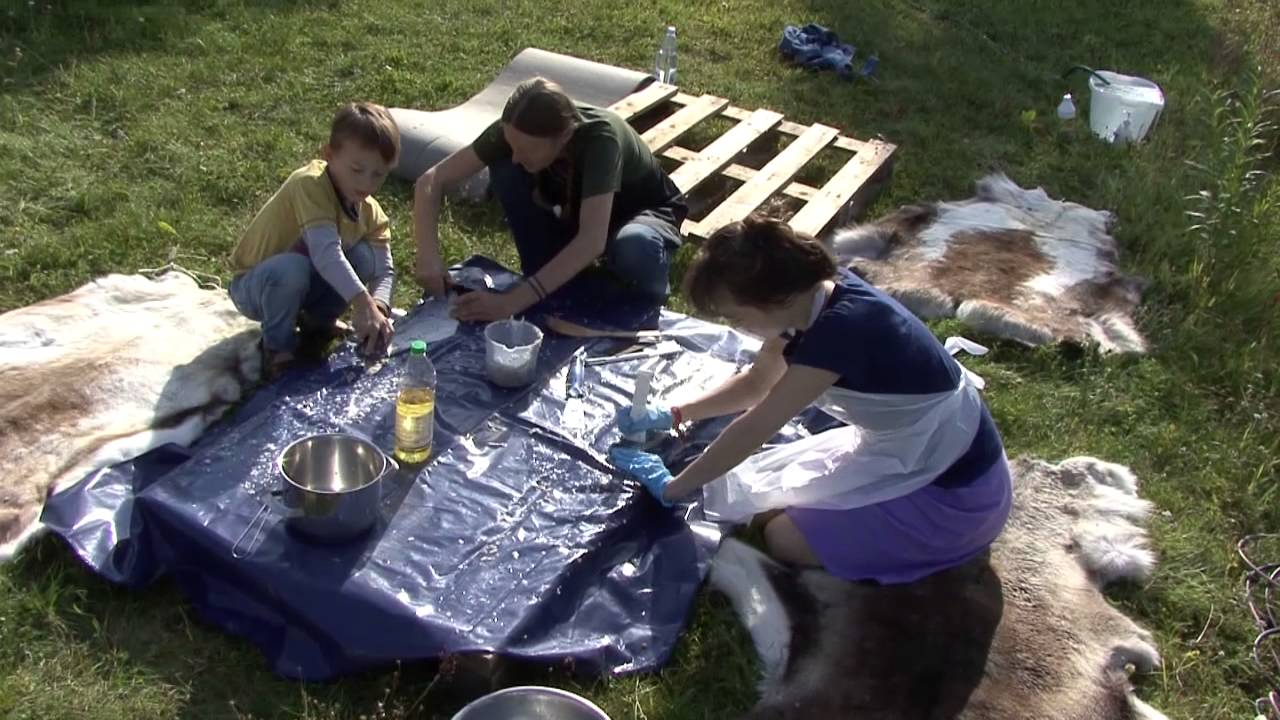 Isogaisa 2014 Tanning fish skins with Gerlinde Thiessen - YouTube