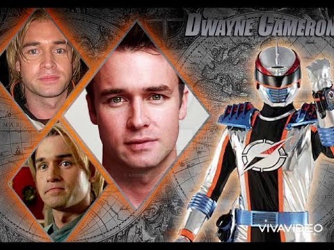 Powers Rangers - Dwayne Cameron @ The Comic Bug - YouTube