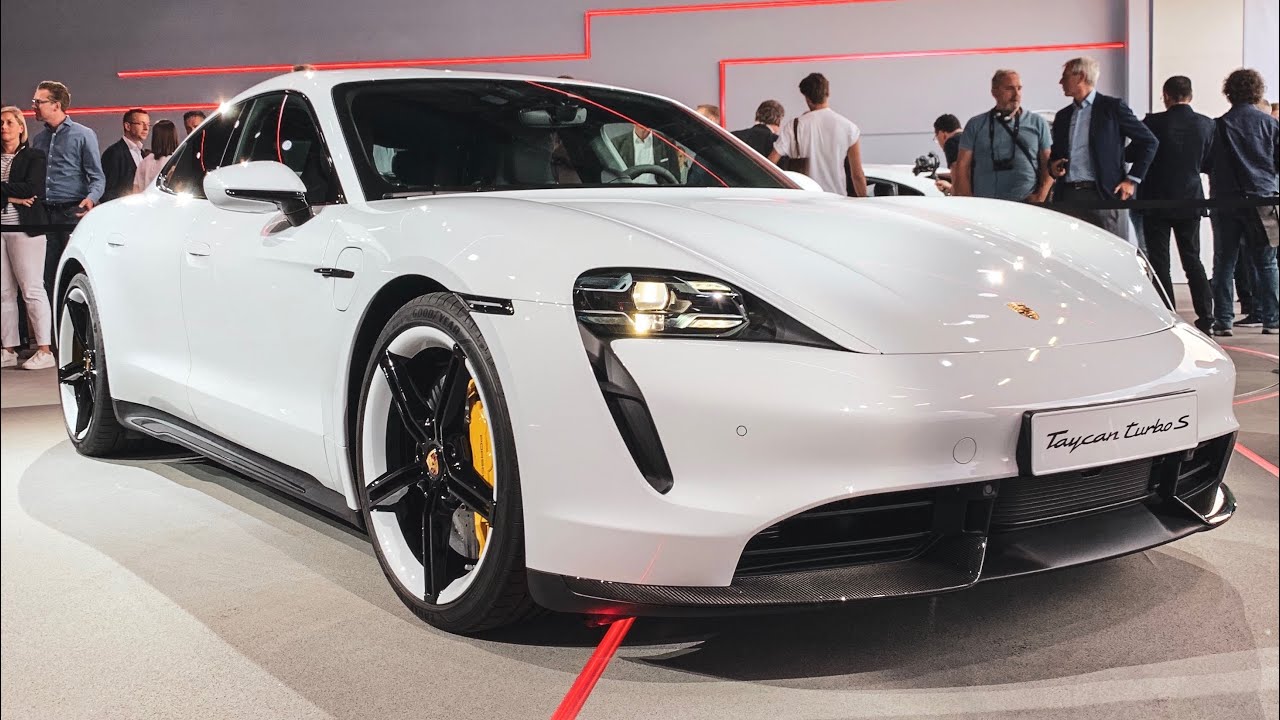 Porsche Taycan. Estivemos com o primeiro Porsche 100% elétrico - YouTube