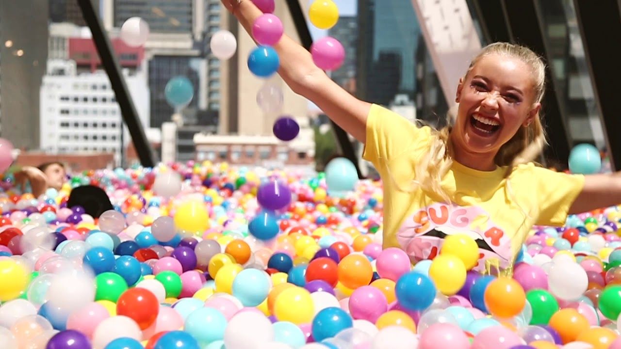 Sugar Republic Pop Up Sweets Experience - YouTube