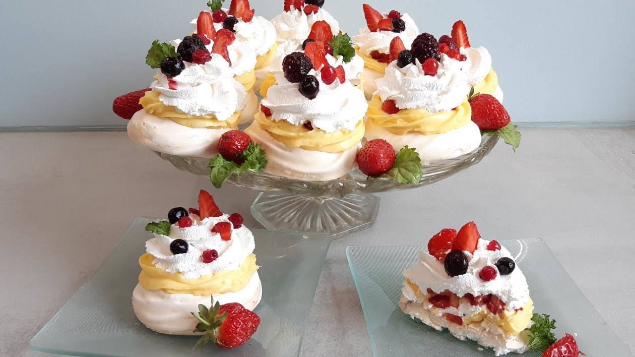 MINI PAVLOVA 🌱🍓 - YouTube