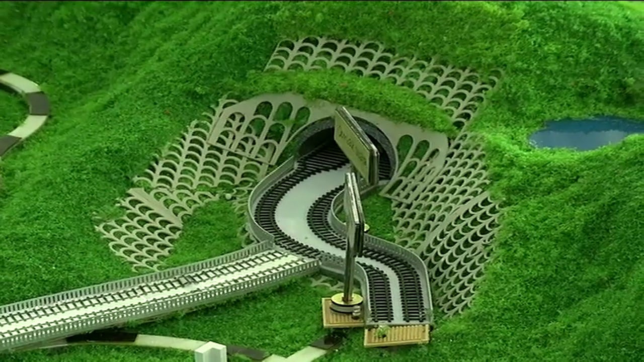 MRT 3 To Be Completed In 2025 - YouTube
