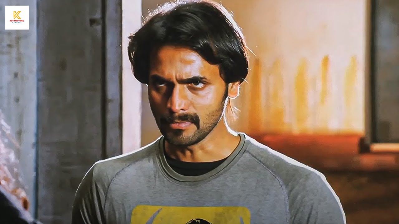 Roaring Star Sri Murali Superhit Entry Scene | Kannada Movies | Sri ...